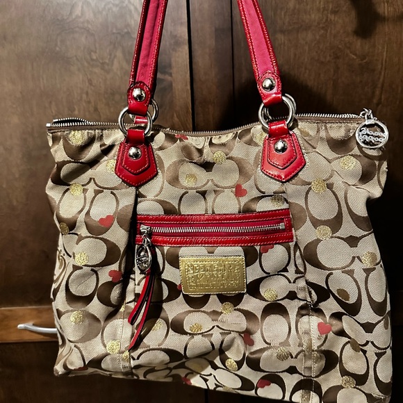 Coach | Bags | Vintage Coach Poppy Red And Tan Signature Shoulder Bag ...